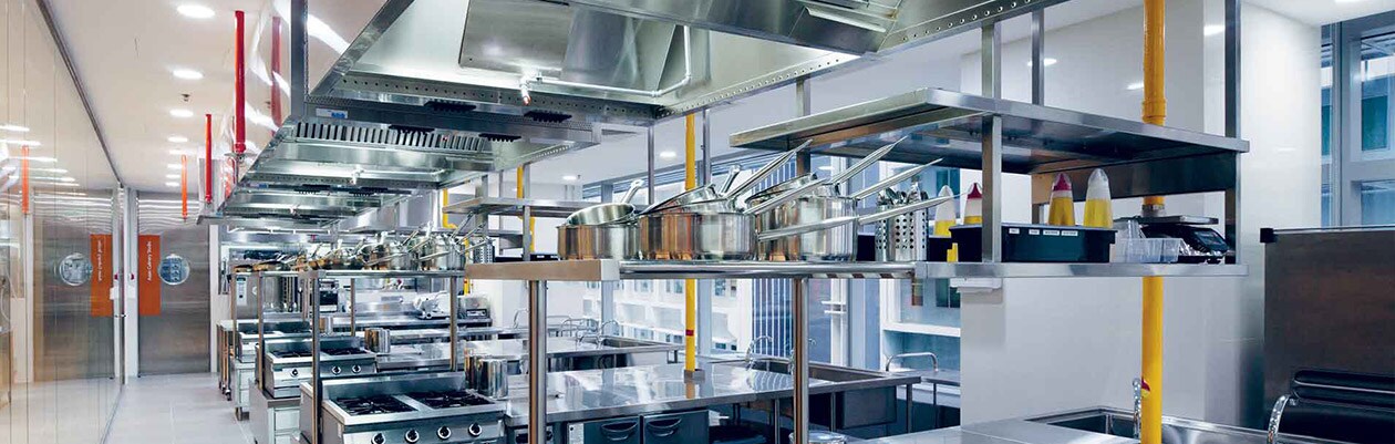 Kitchen Operations: Efficiency & Productivity